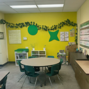 8 Bright Classroom Decor Ideas - DIYCozy: Nails, Decor, DIY, Gardening ...